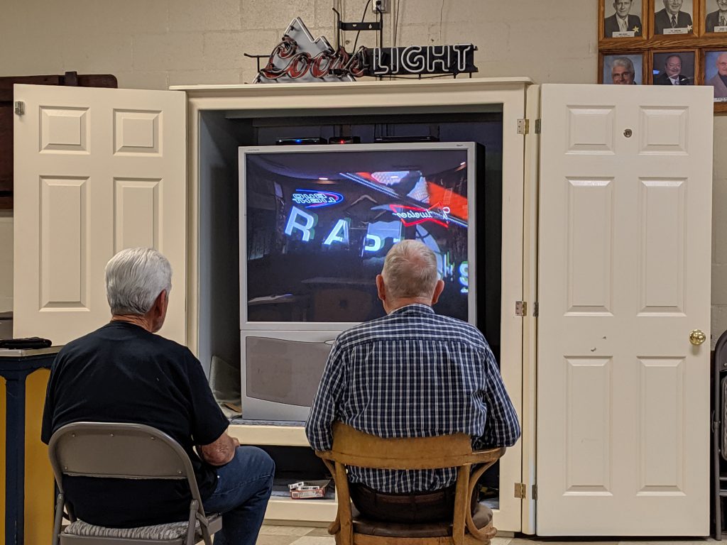 Social Gathering - Edison Social ClubEdison Social Club | (559) 275-2636